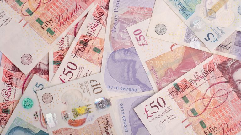 FTSE 100 CEO pay reaches new high • High Pay Centre FTSE 100 CEO pay reaches new high • High Pay Centre